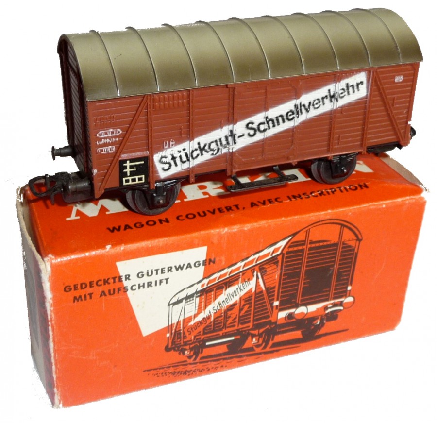 Stückgut Schnellverkehr, meist im Doppelpack – Tischbahn